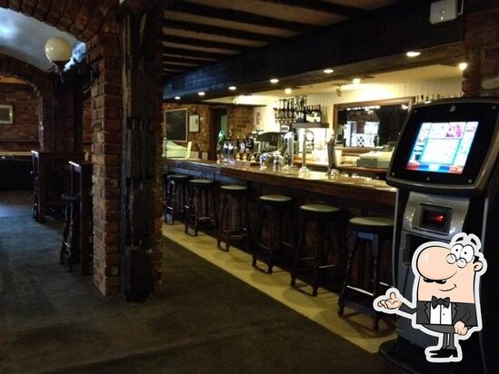 Menu at The Tin Hat Bar And Grill, Hinckley