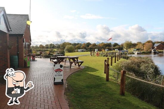 Cafe at Bridge 80 in Audlem - Restaurant reviews