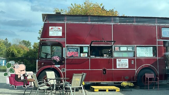 Decker‘s Food Bus, Beaverton - Restaurant menu, prices and reviews