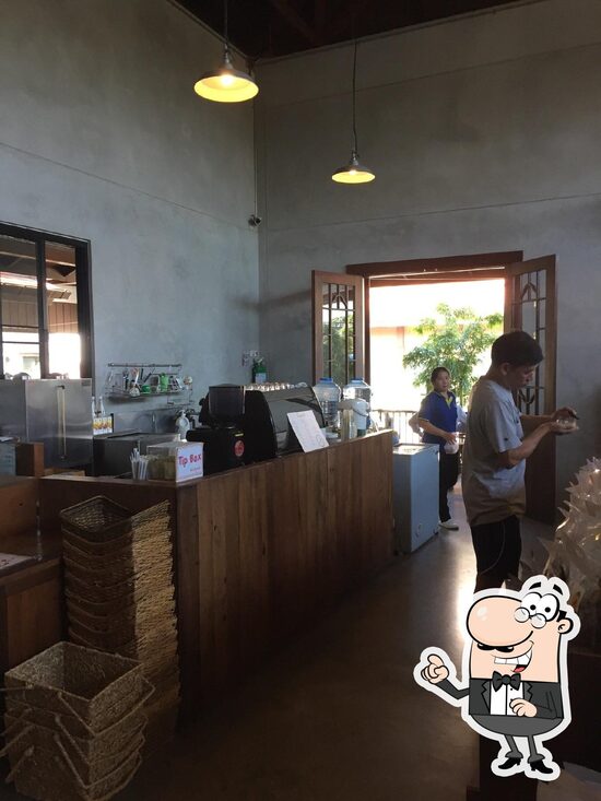 Menu at Doi Kham Coffee Shop, Mae Ngon