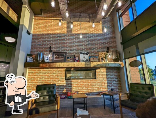 Smokey Row Coffee, Ankeny - Restaurant menu, prices and reviews