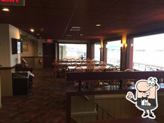 Duke's Riverside Bar & Grille, Wormleysburg - Restaurant menu, prices ...