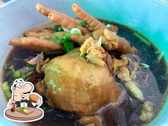 Menu at ก๋วยเตี๋ยวเรือ ลือชา restaurant, Lang Suan