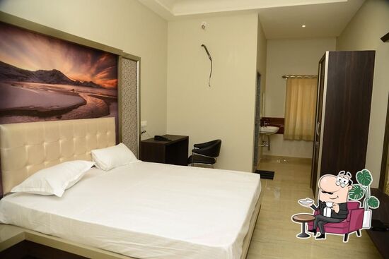 Royal Bagh Resort, Sikar - Restaurant reviews