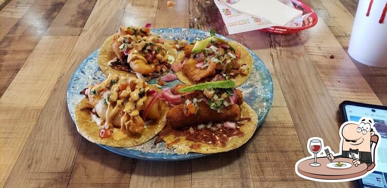 Menu at Taco Fish restaurant, Edinburg