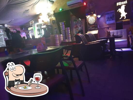 Garage Pub, Kraków - Restaurant reviews
