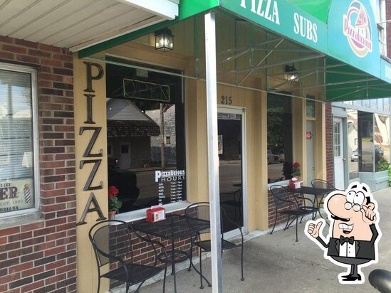 Menu at Pizzalicious pizzeria, Westport