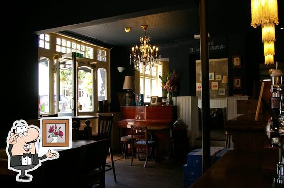 Three Kings, 42 Heath Road in Twickenham - Restaurant menu and reviews