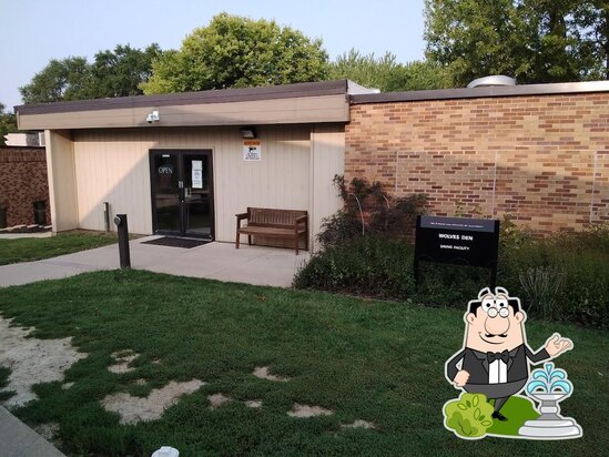 Wolves Den, Winnebago - Restaurant menu, prices and reviews