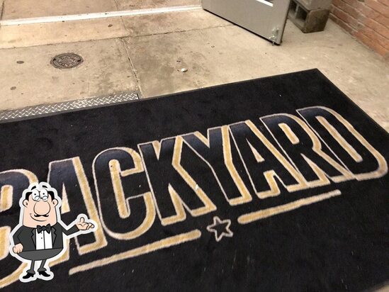 Backyard, Dallas - Menú del restaurante, precios y reseñas
