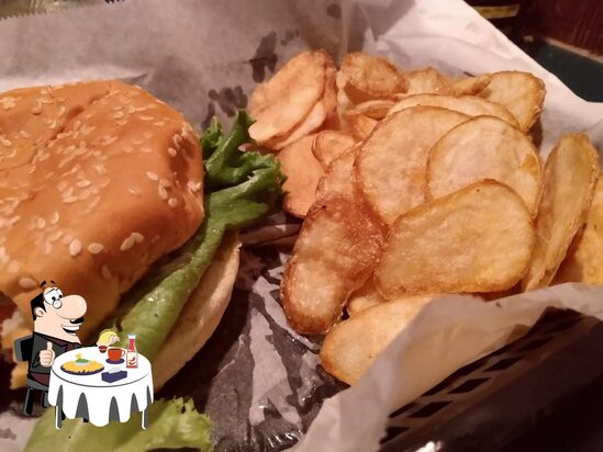 Sports Fans Pizza in Bettendorf - Restaurant menu and reviews
