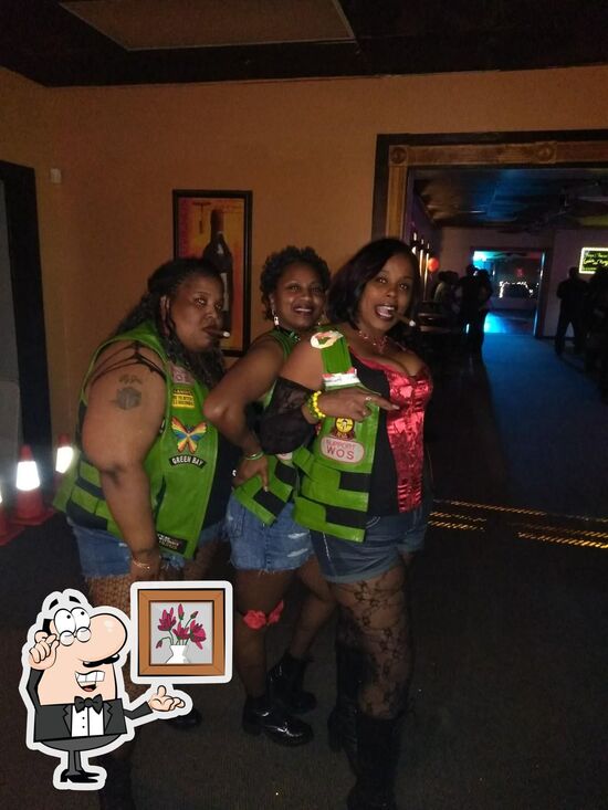 Club Mirage, Charlotte - Restaurant menu, prices and reviews