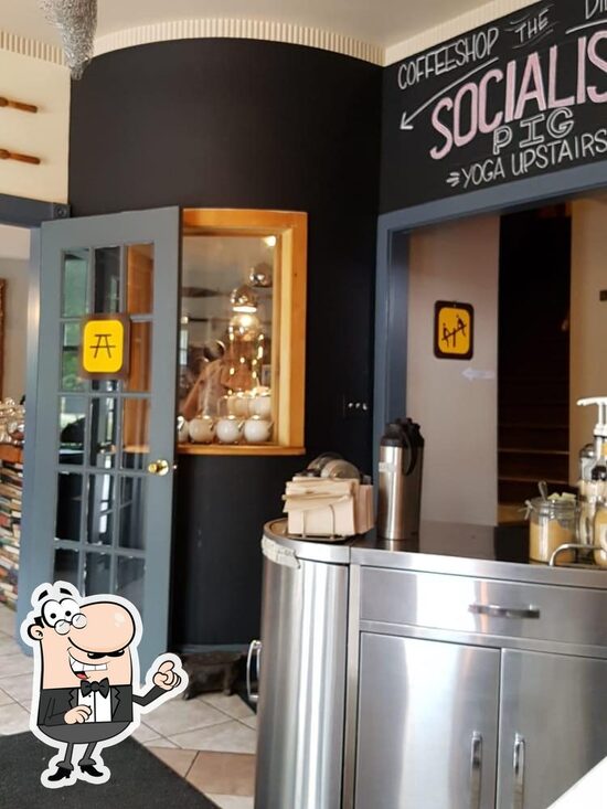 Socialist Pig, Gananoque - Restaurant menu, prices and reviews