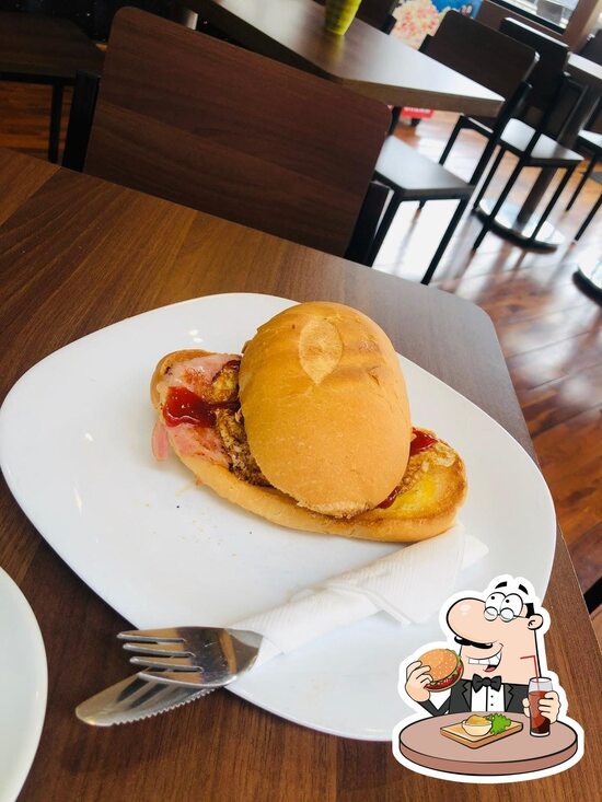 Triangle Cafe in Fairy Meadow - Restaurant reviews