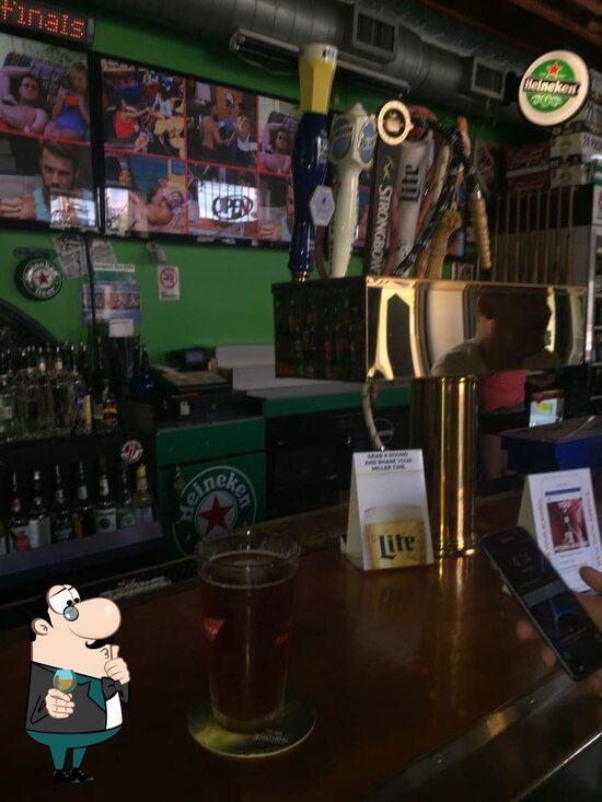 Halftime Goodtimes in Philadelphia - Restaurant reviews