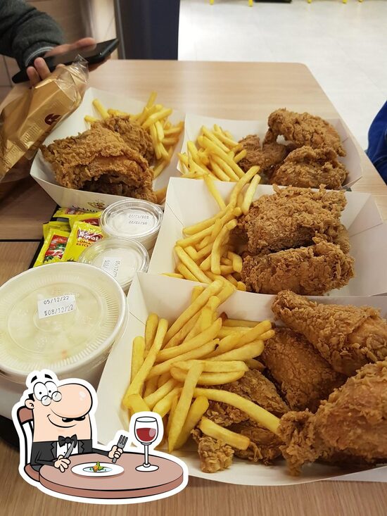 Menu at Crispy chicken restaurant, Abu Dhabi, 31 Muroor Rd