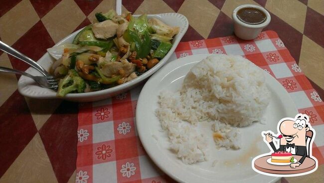 Menu at Mee Mee's Authentic Thai Cuisine restaurant, Temple