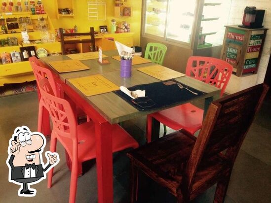 Roti Kapda Makaan, Mumbai, 2nd floor - Restaurant reviews