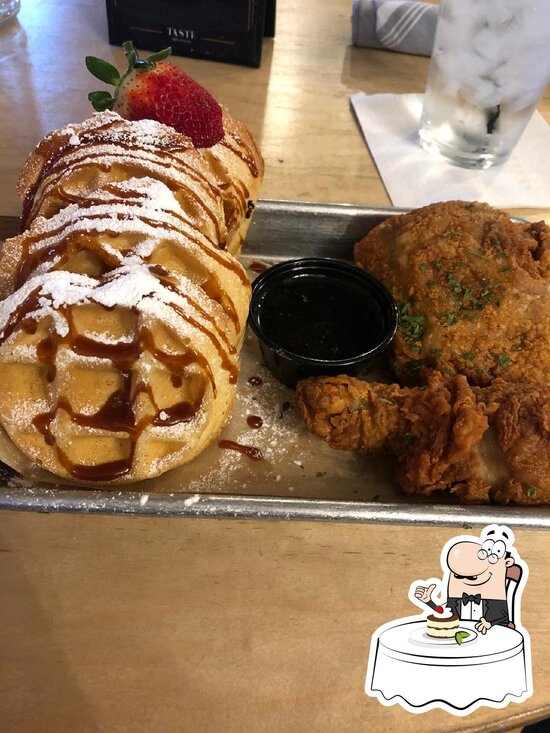 Taste Bar + Kitchen in Houston - Restaurant menu and reviews