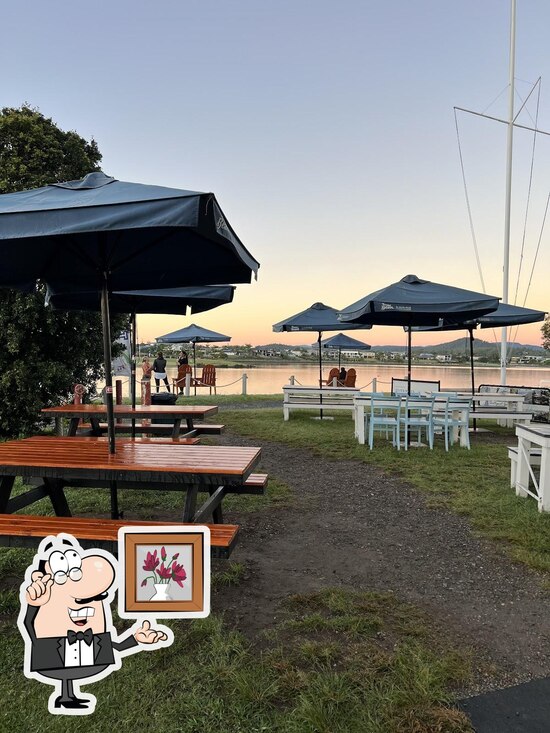 Boatshed Brew - Restaurant menu, prices and reviews