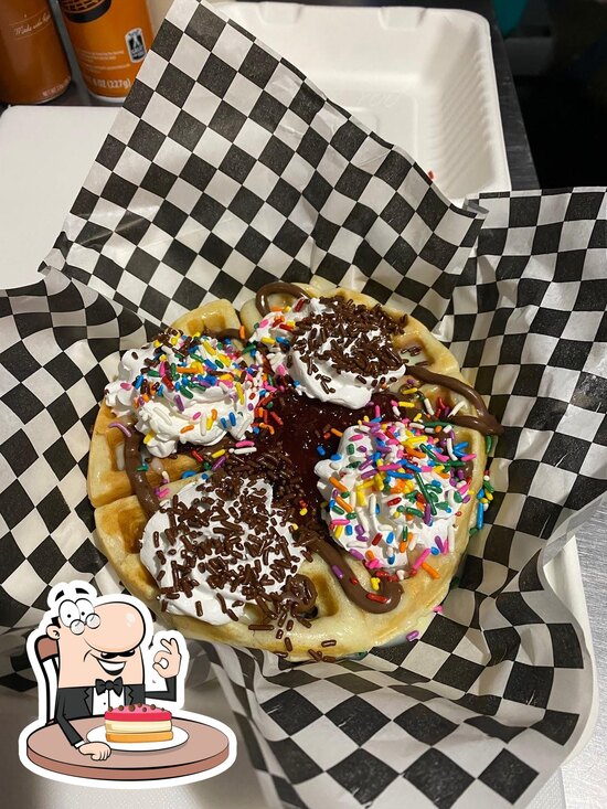 Azteca Snacks And Desserts in Pasadena
