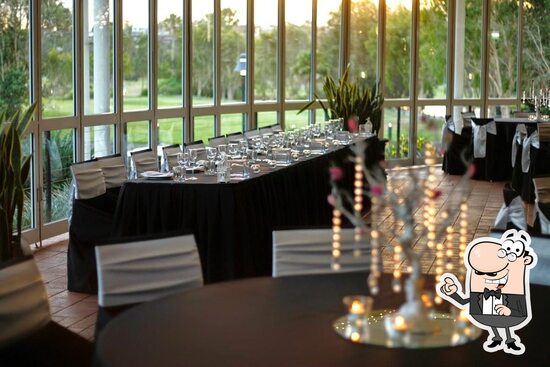 Emerald Lakes Golf Club in Carrara - Restaurant menu and reviews