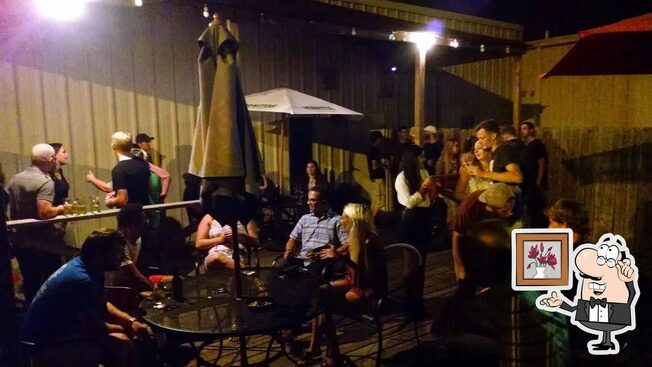 6 Pockets Billiards in Decatur - Restaurant reviews