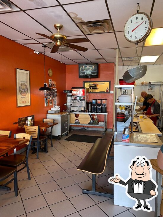 Stumpy's Pizza & Subs, Phoenix - Restaurant menu, prices and reviews