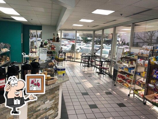 100 West Deli, Towson - Restaurant menu, prices and reviews
