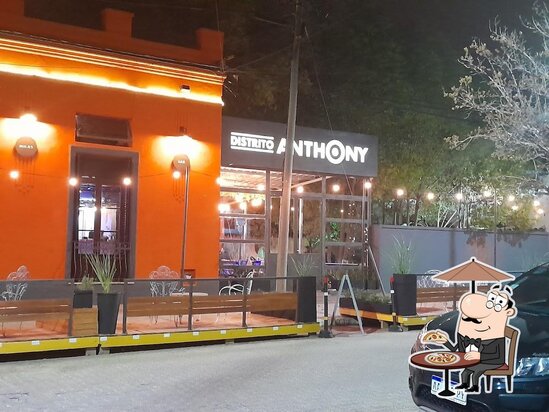 Distrito Anthony pub & bar, Colón - Restaurant reviews