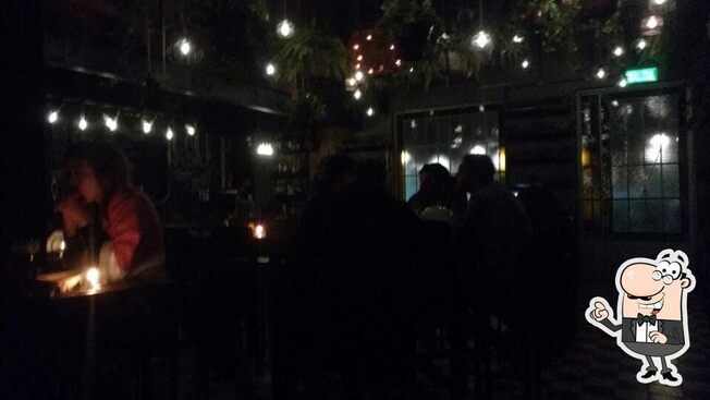 Flora pub & bar, Pergamino - Restaurant reviews