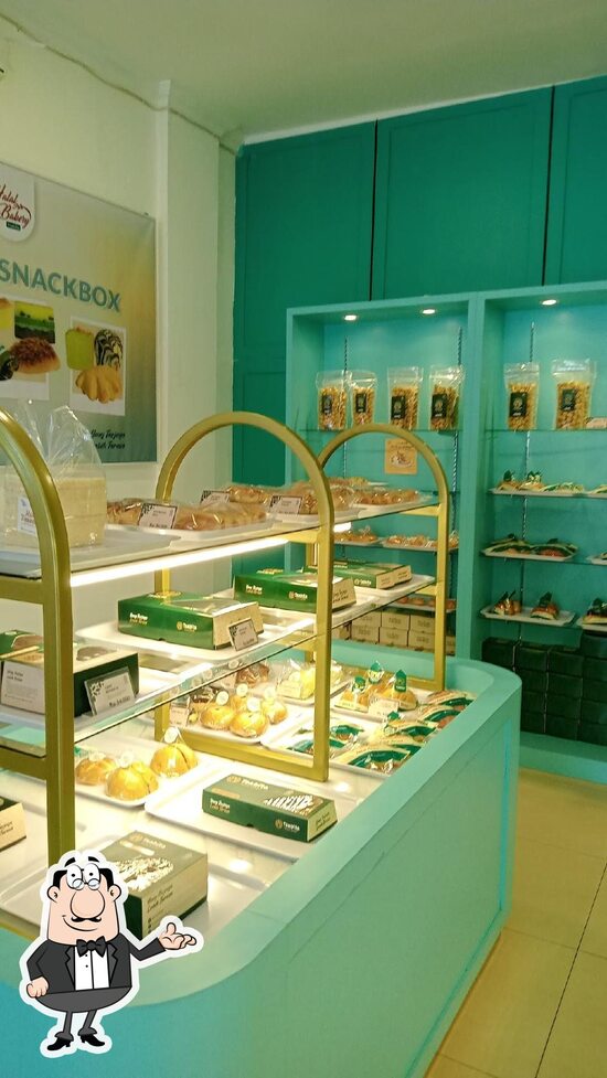 Menu at Halal Bakery Tsabita Tembalang, Semarang