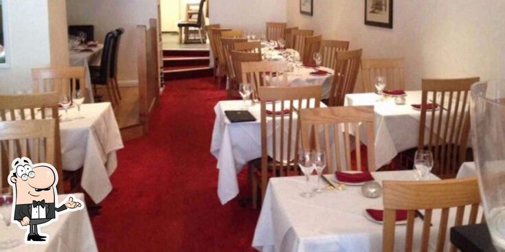Menu at White Swan restaurant, Woodford, Retail Locations