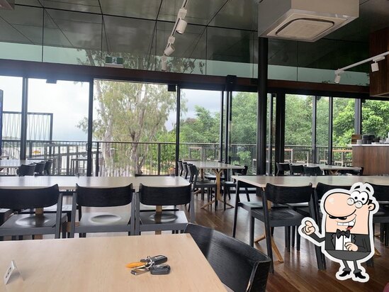 Menu at Boathouse restaurant, Rockhampton City