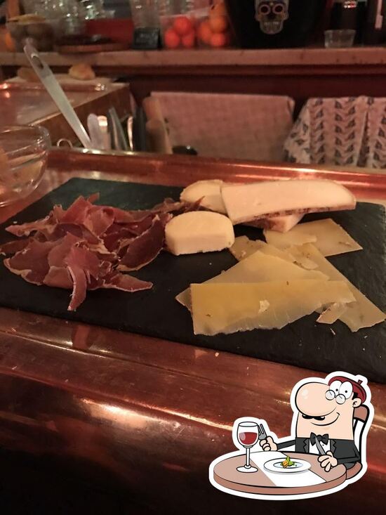 Menu at Le Cartel pub & bar, Paris, 223 rue Saint Martin