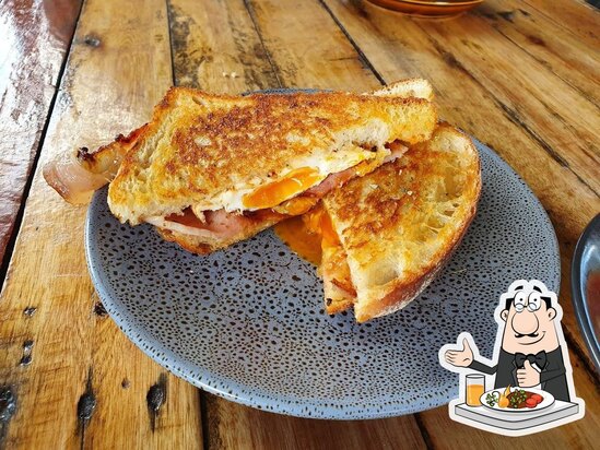 Menu at Tree House Cafe & Bar, Tamborine Mountain