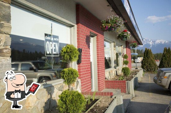 Menu at Vacation Inn Dine & Lounge restaurant, Valemount