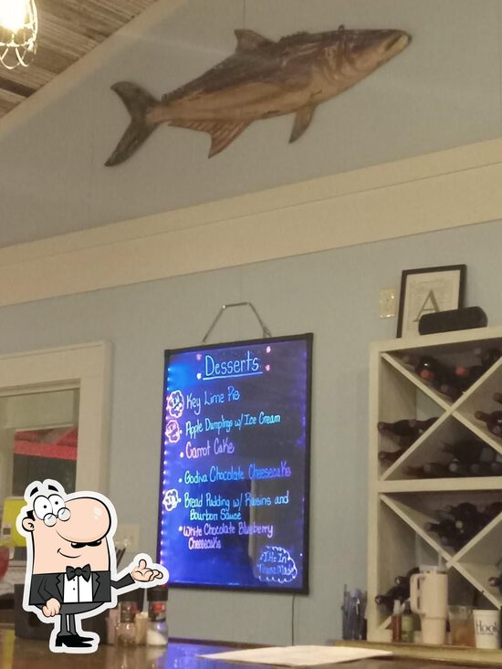 Hook Gulf Coast Cuisine, Pass Christian - Restaurant menu, prices and ...