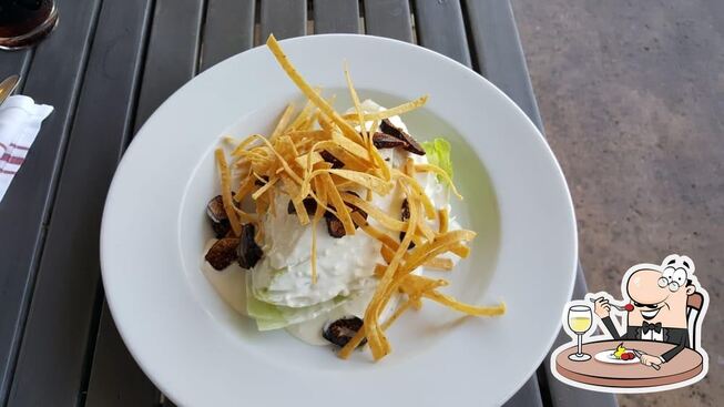 The Leaning Pear in Wimberley - Restaurant menu and reviews