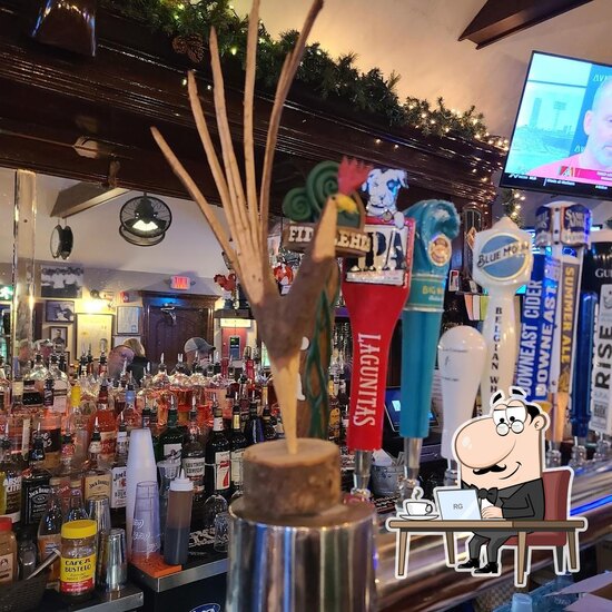Red Rooster Bar and Grill, Wrentham - Restaurant menu, prices and reviews
