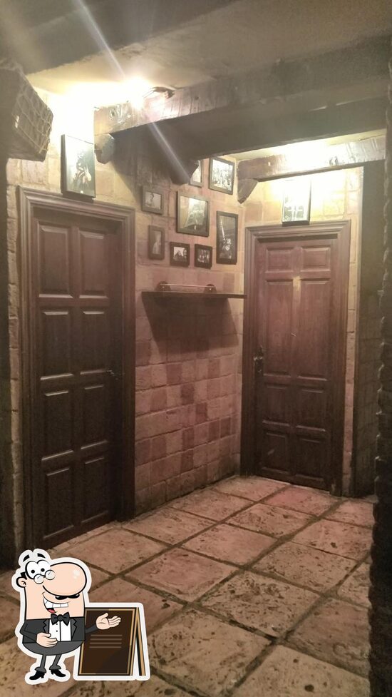 El Enano Rojo, Granada - Menú del restaurante, precios y reseñas