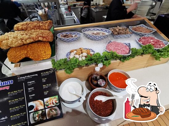 ห้าใบเถา Hug Thai - Central World restaurant, Bangkok - Restaurant reviews
