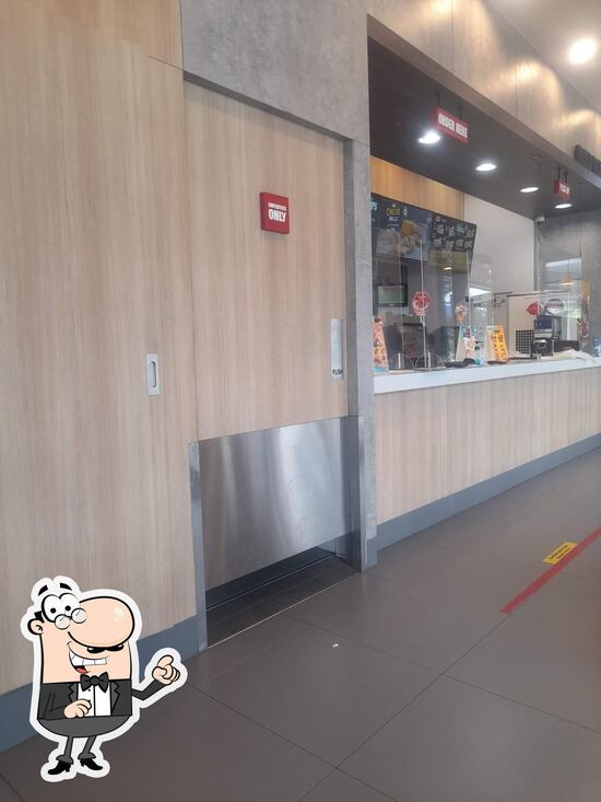 Ресторан Texas Chicken PTT Station แยกเมืองปทุม (ปทุมวิไล), Банг Кади ...