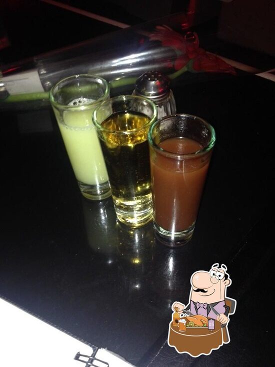 Escaparate Bar - San Angel, Ciudad de México, Av. Revolución 1511 ...