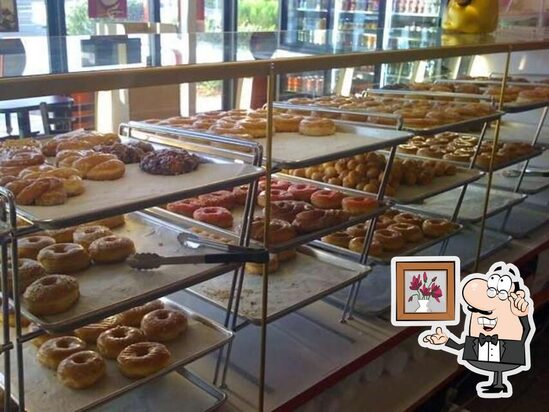 Bosa donuts, 3519 W Glendale Ave in Phoenix - Restaurant menu and reviews