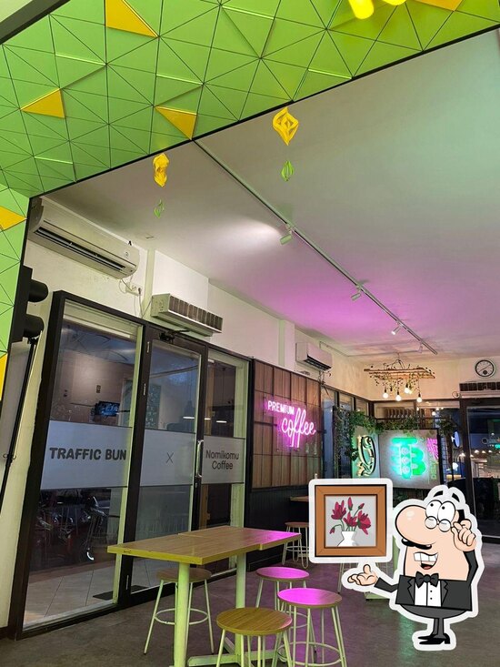 Traffic Bun, Betro - Restaurant menu, prices and reviews