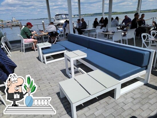 BARCA Pier & Wine Bar in Alexandria - Restaurant reviews