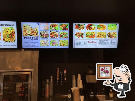 Menu at Bangkok Xpress restaurant, Portland, NE Airport Way