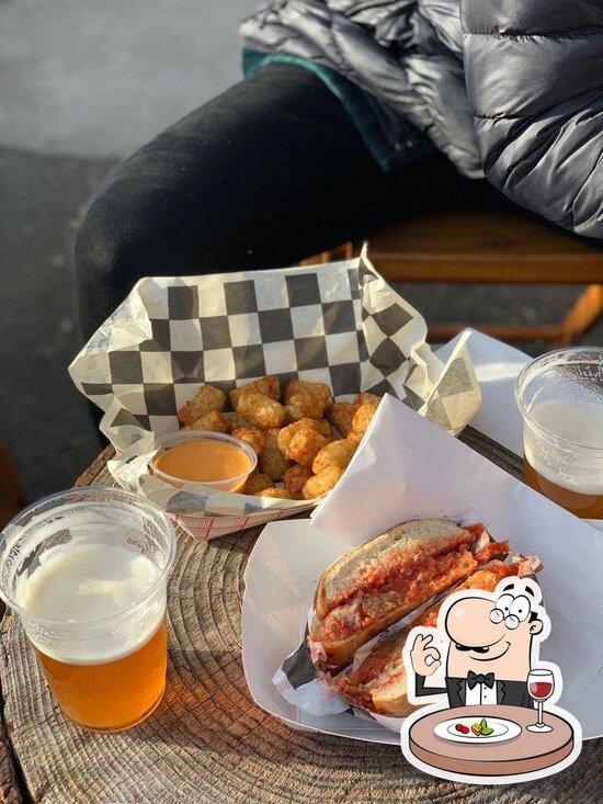 Camp Colvos Brewing in Vashon - Restaurant menu and reviews