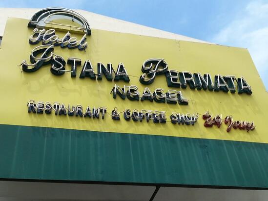 Istana Permata Restaurant, Surabaya - Opiniones del restaurante
